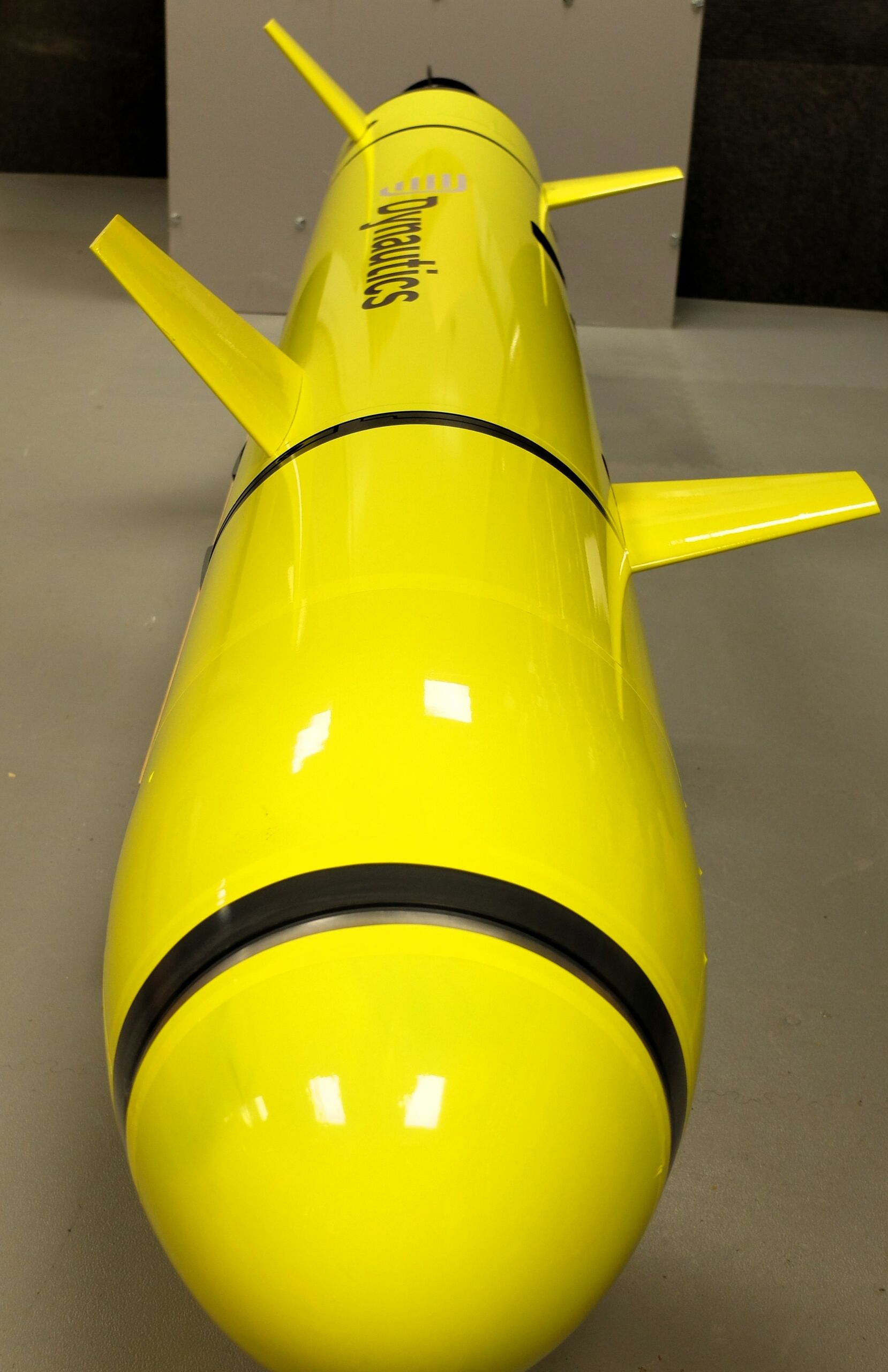 Phantom UUV/AUV - Dynautics
